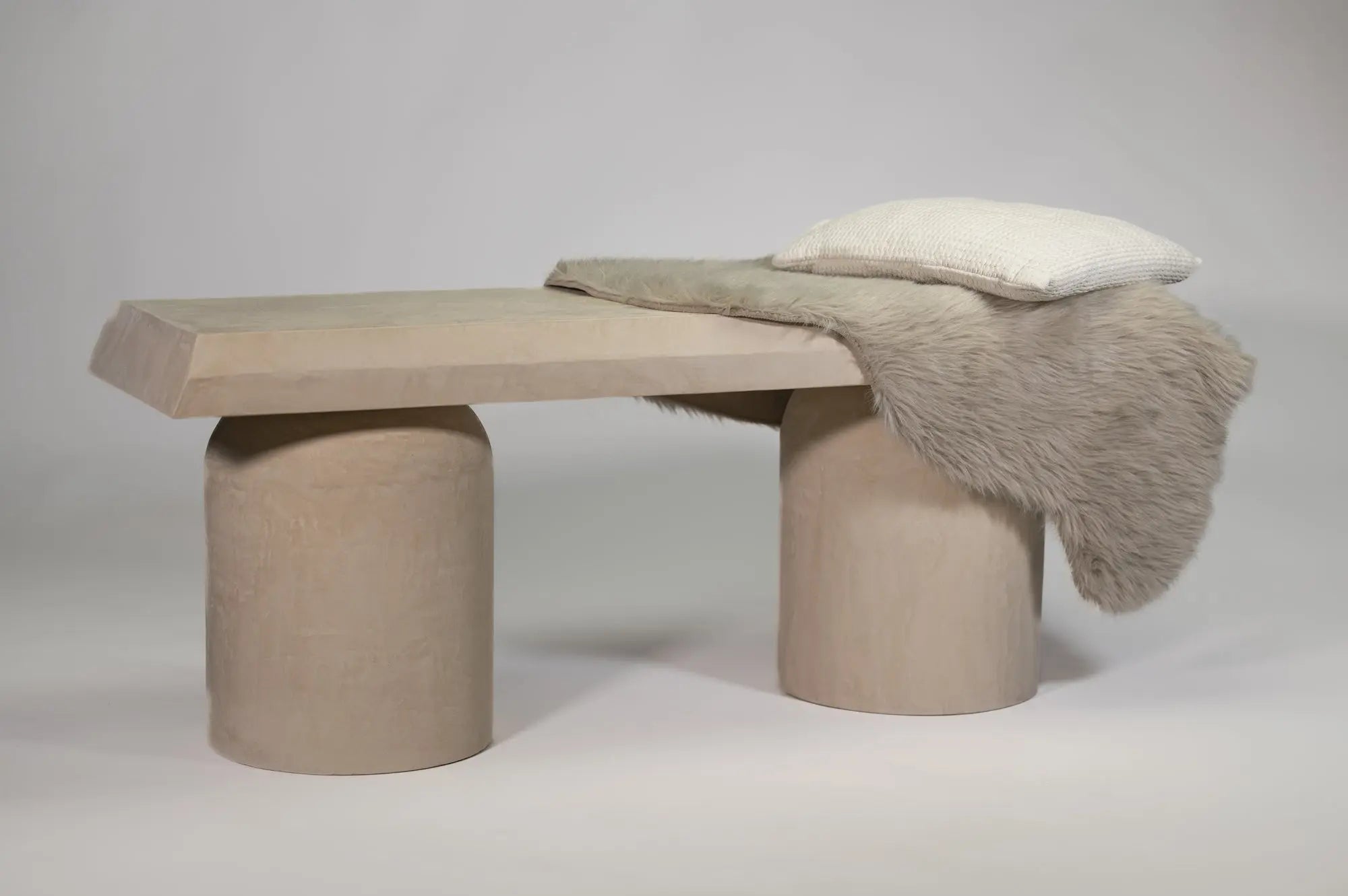 Banc en MORTEX® Elijah - The Concrete Table Co.